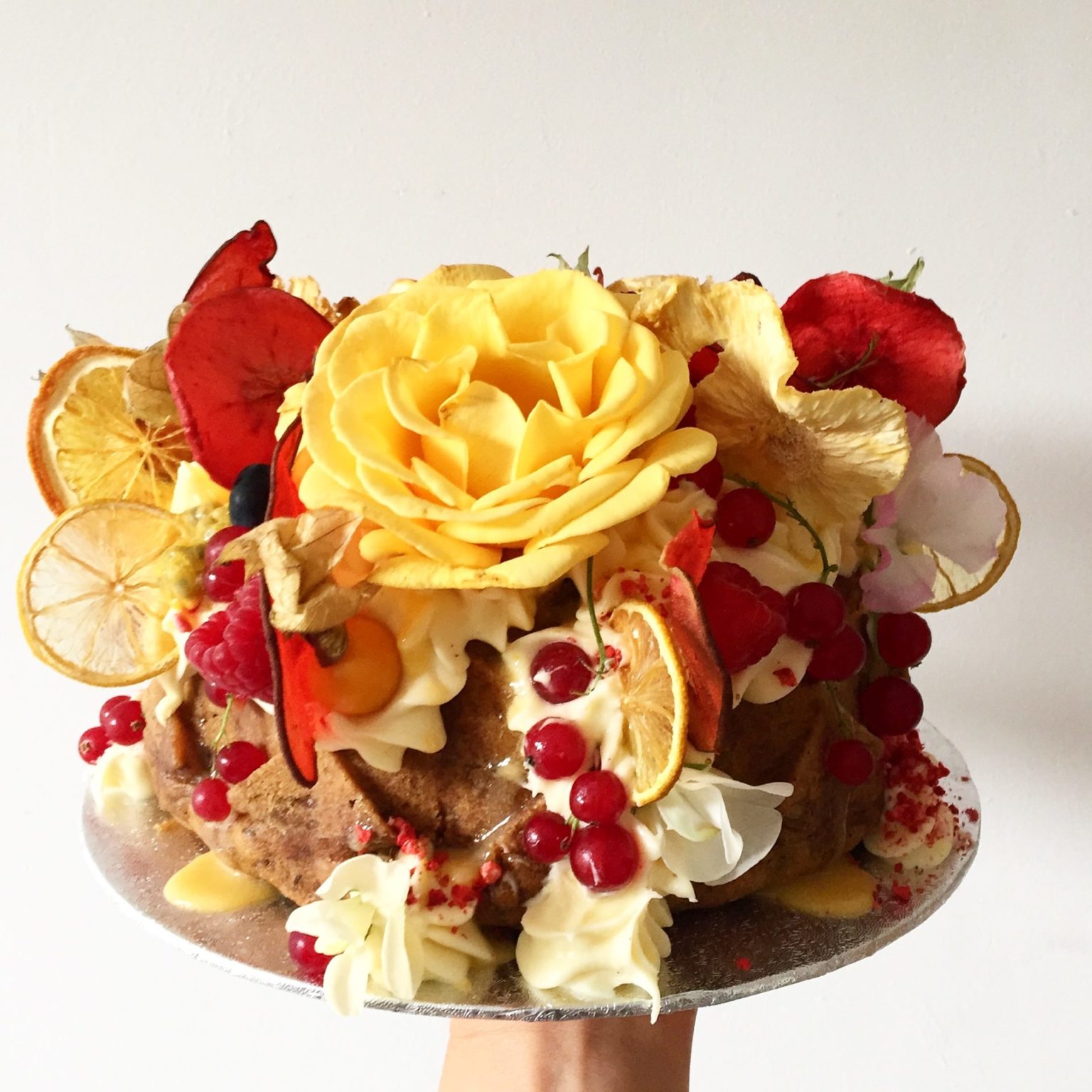 Signature Cake Design - The BouCake Love from Luisa